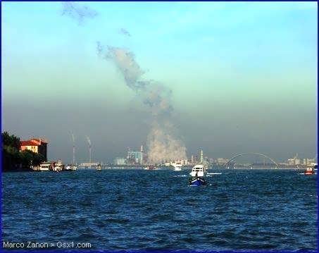 Photos of pollution in Venice
